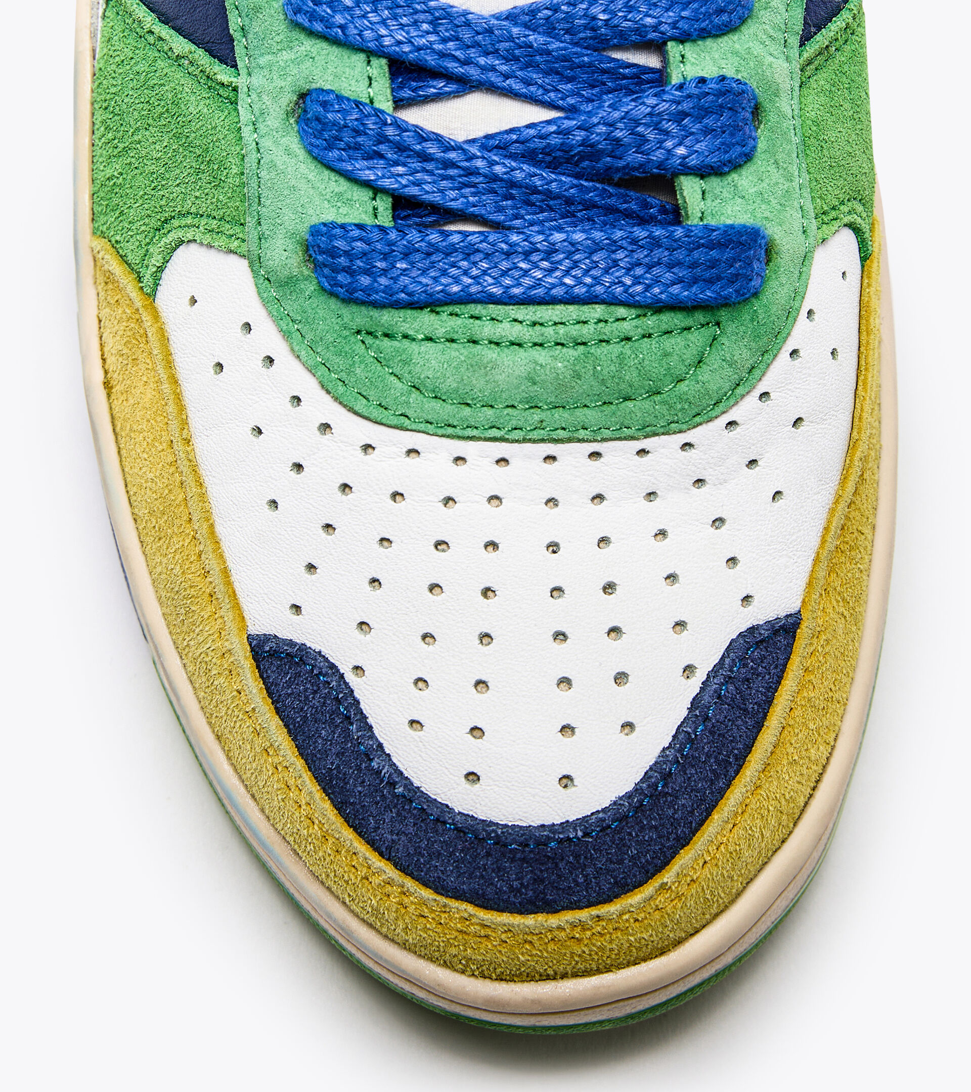 B.560 USED OO ITALIA Heritage shoe - Made In Italy - Gender Neutral - Diadora Online Store US