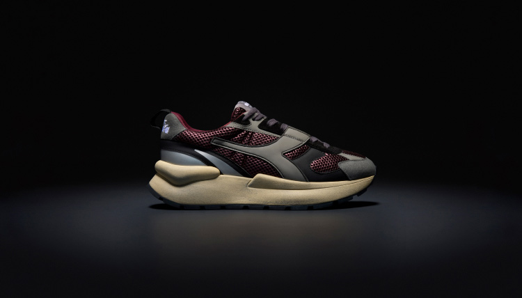 Soccer Cleats & Shoes - Diadora Online Shop